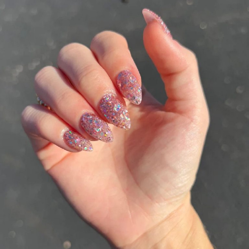 Powder Dip Nails or Acrylic – Which Is Better? – Durham Dept